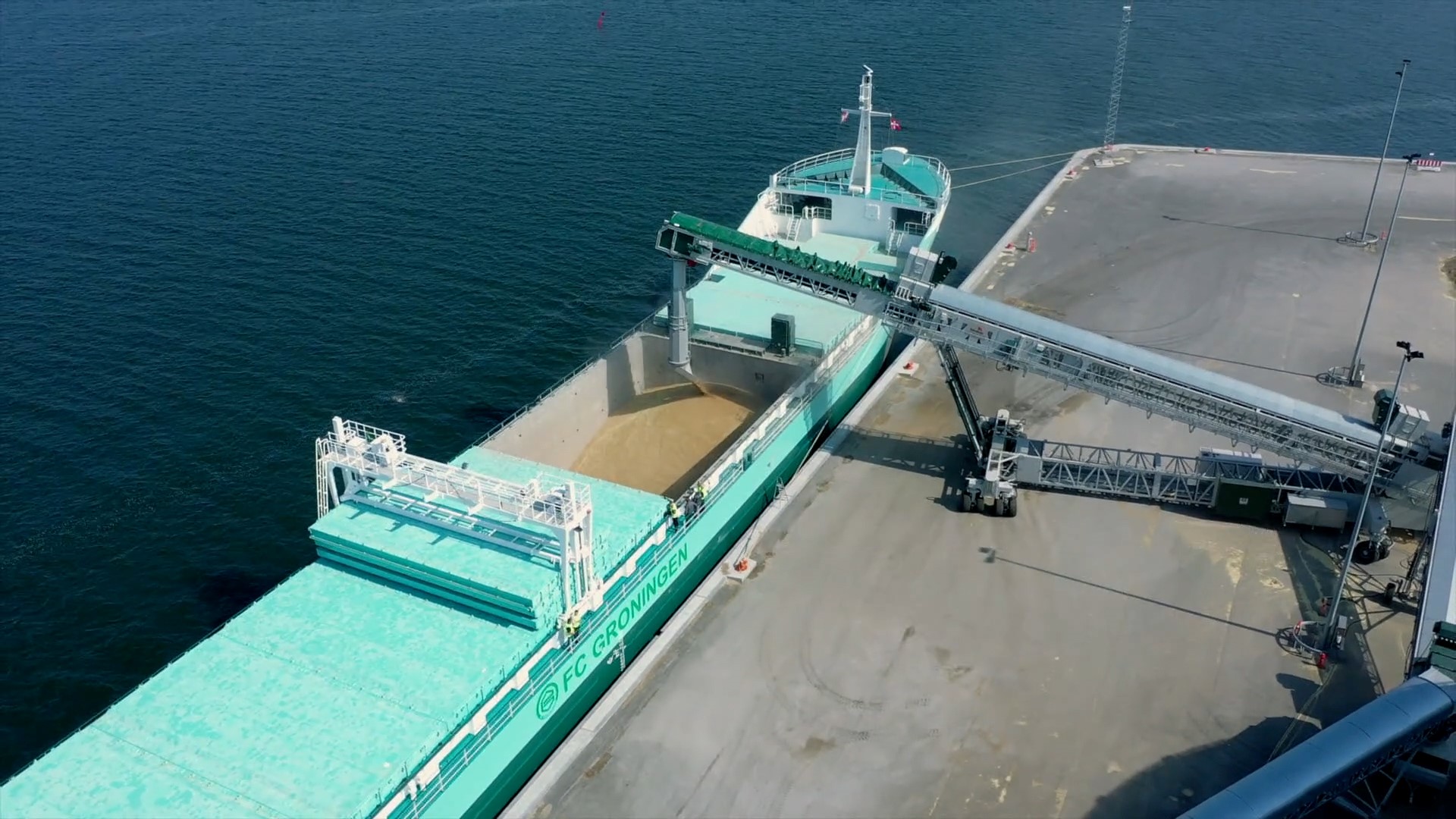 All Wheel Travel Shiploader - Global Port Equipment